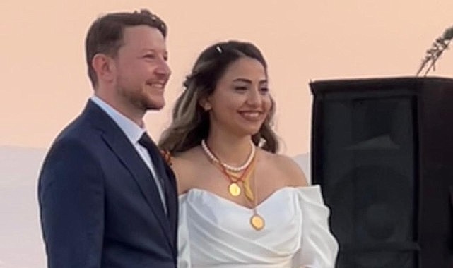 Özdemir ve Ünal ailelerinin mutlu günü! - MAGAZİN - Gebze Yenigün Özdemir ve Ünal ailelerinin mutlu günü! - MAGAZİN - Gebze Yenigün